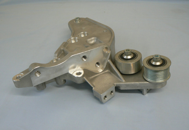B138E6000F (138E6000) BRACKET, ENGINE IDLER MOUNTING